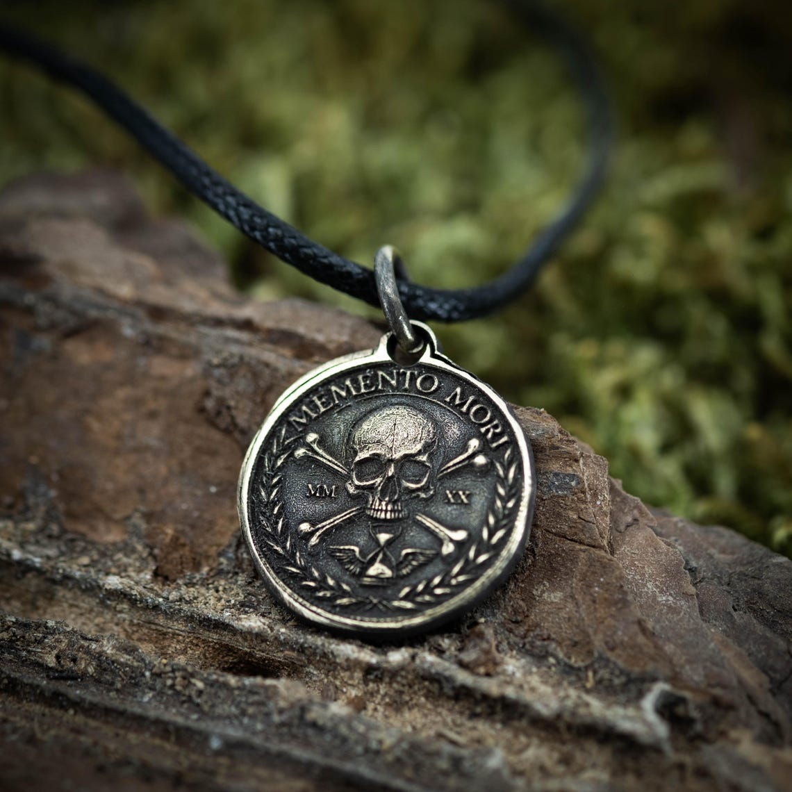 Collana con ciondolo a forma di teschio in ottone rustico, gioiello ...
