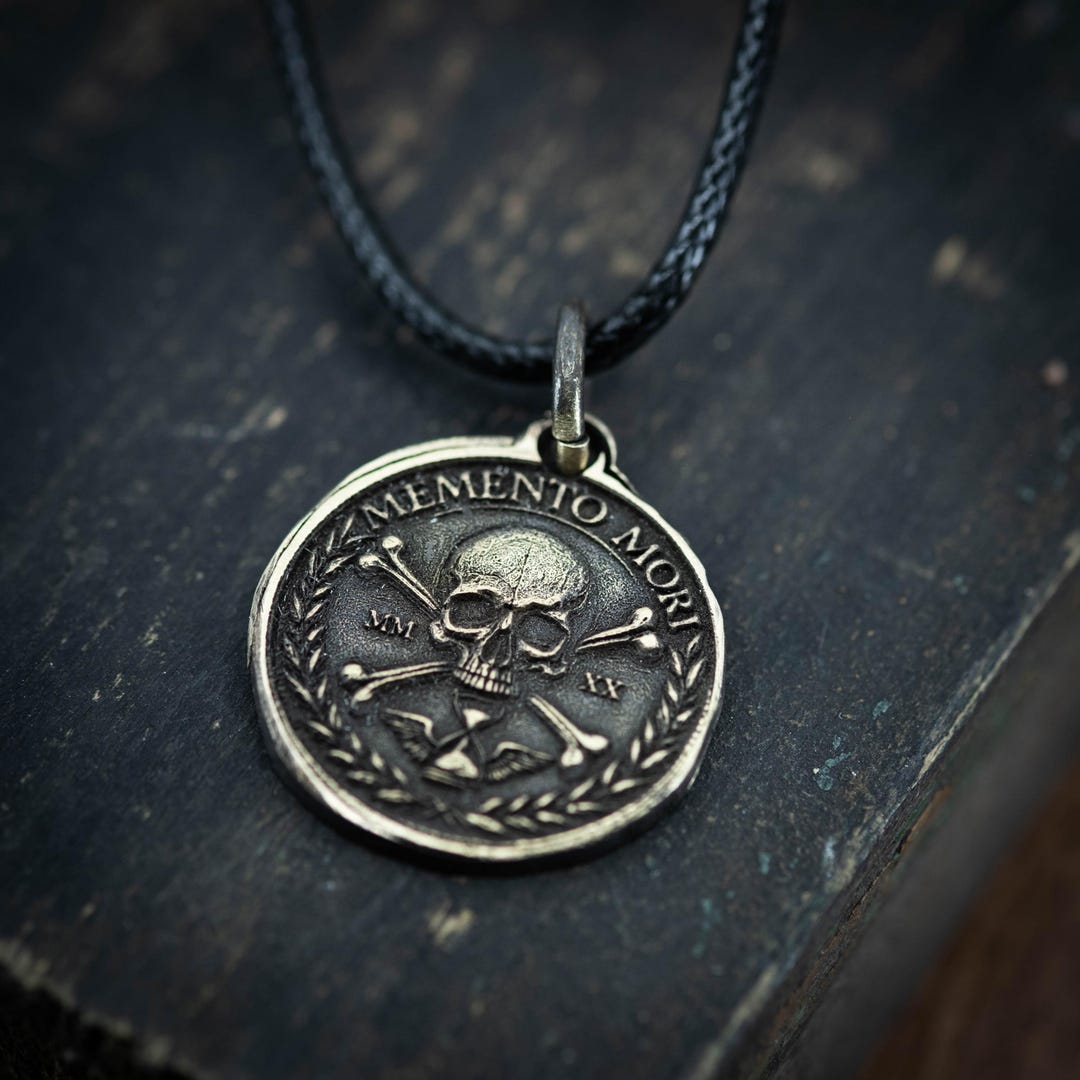 Collana con ciondolo a forma di teschio in ottone rustico, gioiello ...