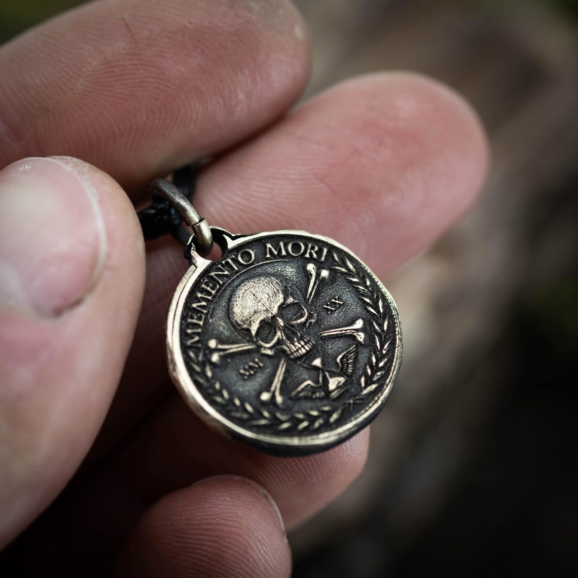Collana con ciondolo a forma di teschio in ottone rustico, gioiello ...
