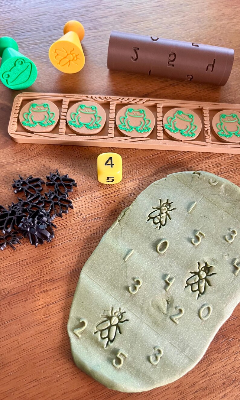 Five Little Frogs Math Play Dough Kit | Preschool Counting, Addition ...