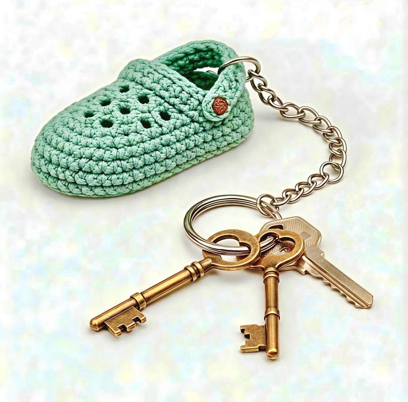 Crochet Baby Clog Shoe Keychain Pattern, Amigurumi DIY (digital PDF) - Etsy