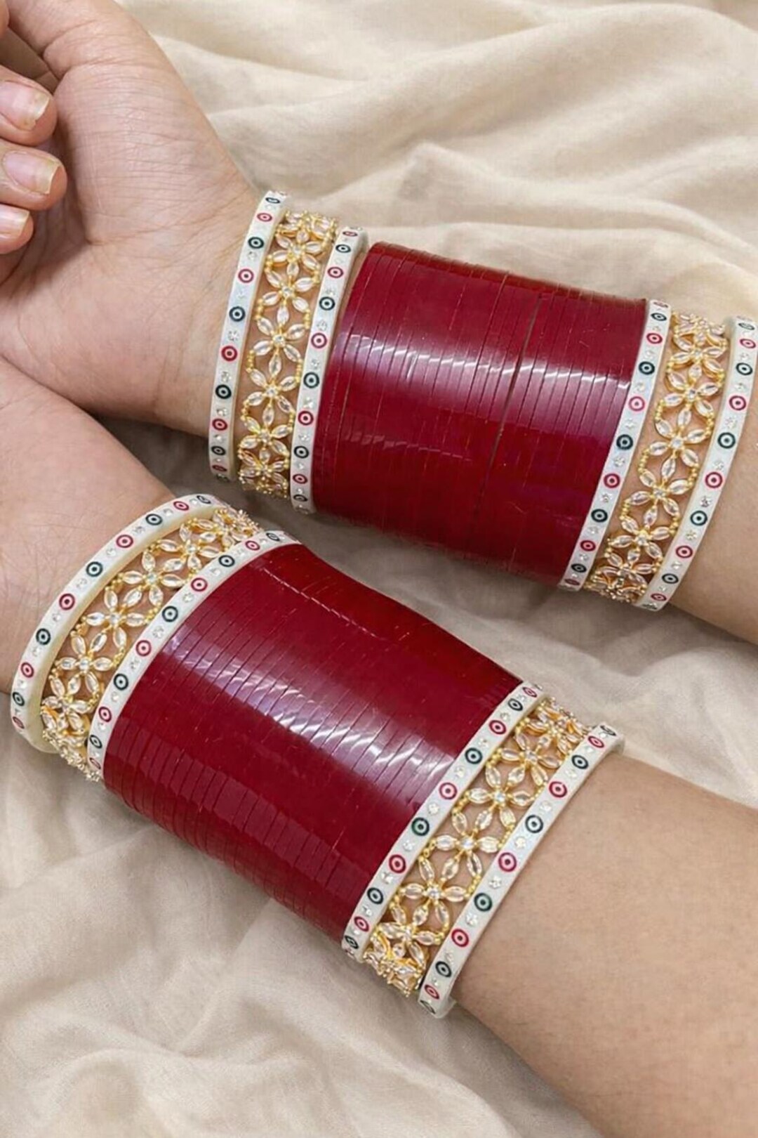 Red Bridal Chura Set | Punjabi Wedding Bangles, Kundan Kada, Ivory ...
