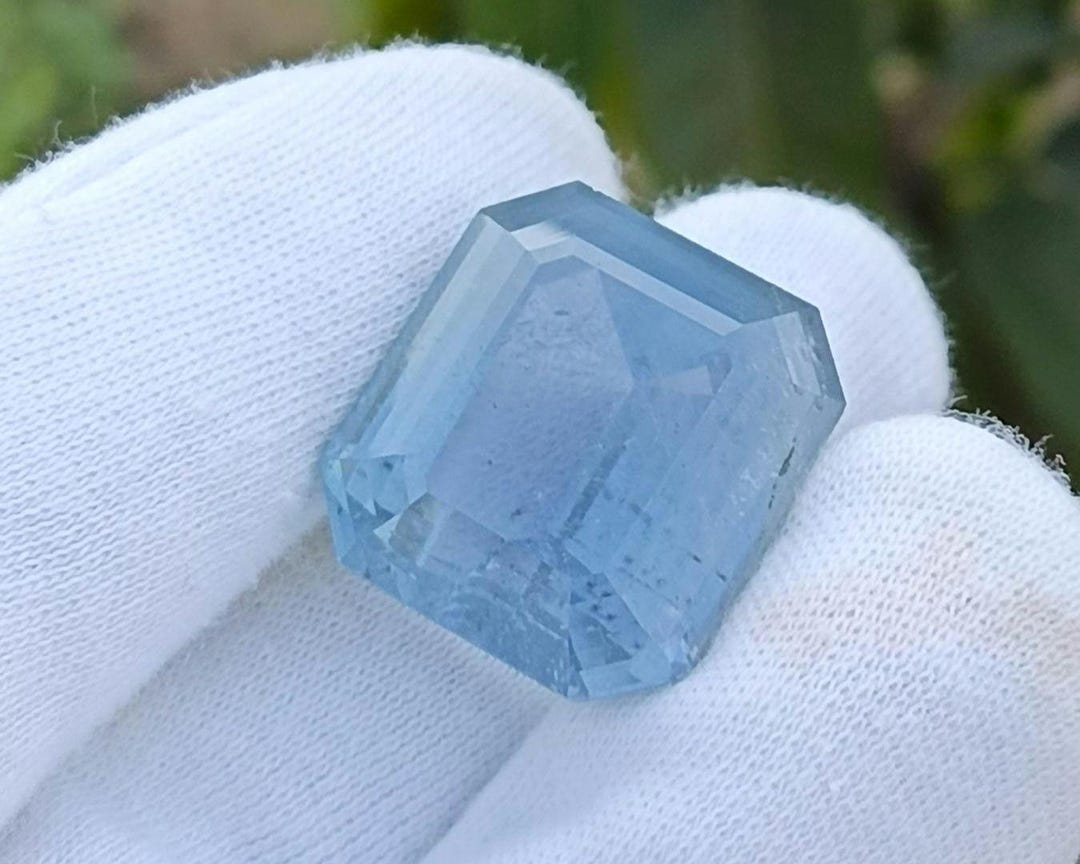 Paraiba Colour Natural Hiddenite Gemstone | Bluish Green Spodumene ...