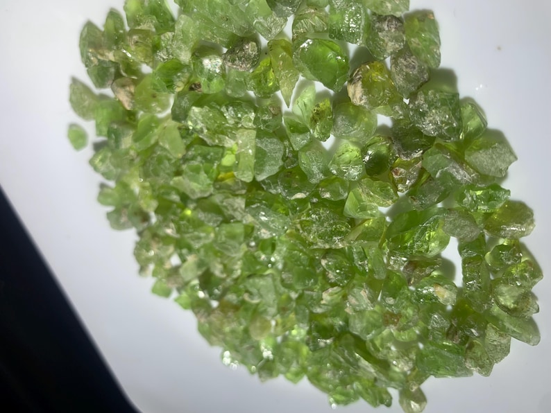 Natural Peridot Rough Stones – 90 Grams, Raw Gemstone Crystals for ...