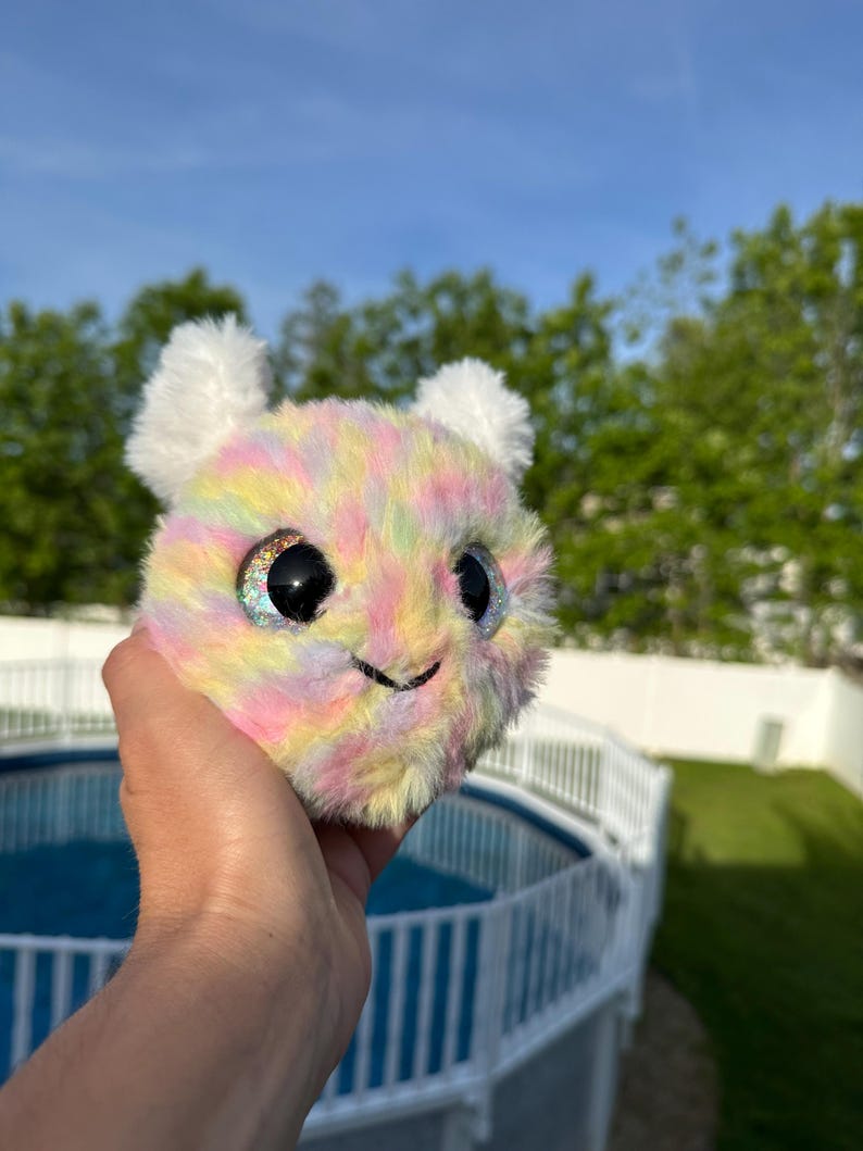 Crochet Bee Duo: Pastel Rainbow & Yellow Bumblebee Plushies – Desk Pet ...