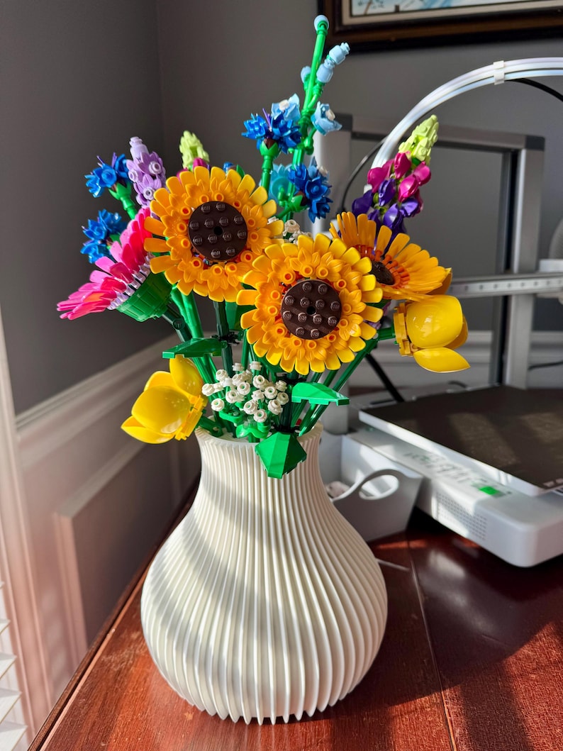 Vase for Brick Flowers – Modern 3D Printed Brick-compatible Display - Etsy