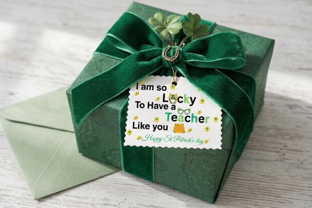 St Patrick's Day Teacher Gift Tag, Lucky Teacher Appreciation (digital ...