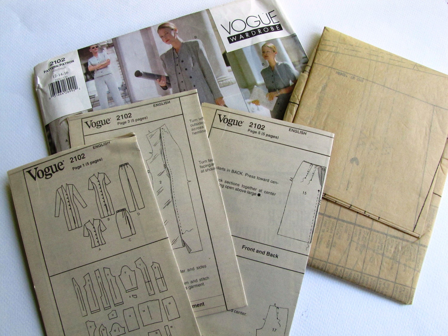 Uncut Vogue 2102 Sewing Pattern - Vogue Wardrobe - Size 12 - 16 - Etsy