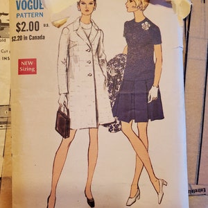 Vogue 7703 Sewing Pattern - Half Sized and Women One-piece Coat - Size ...