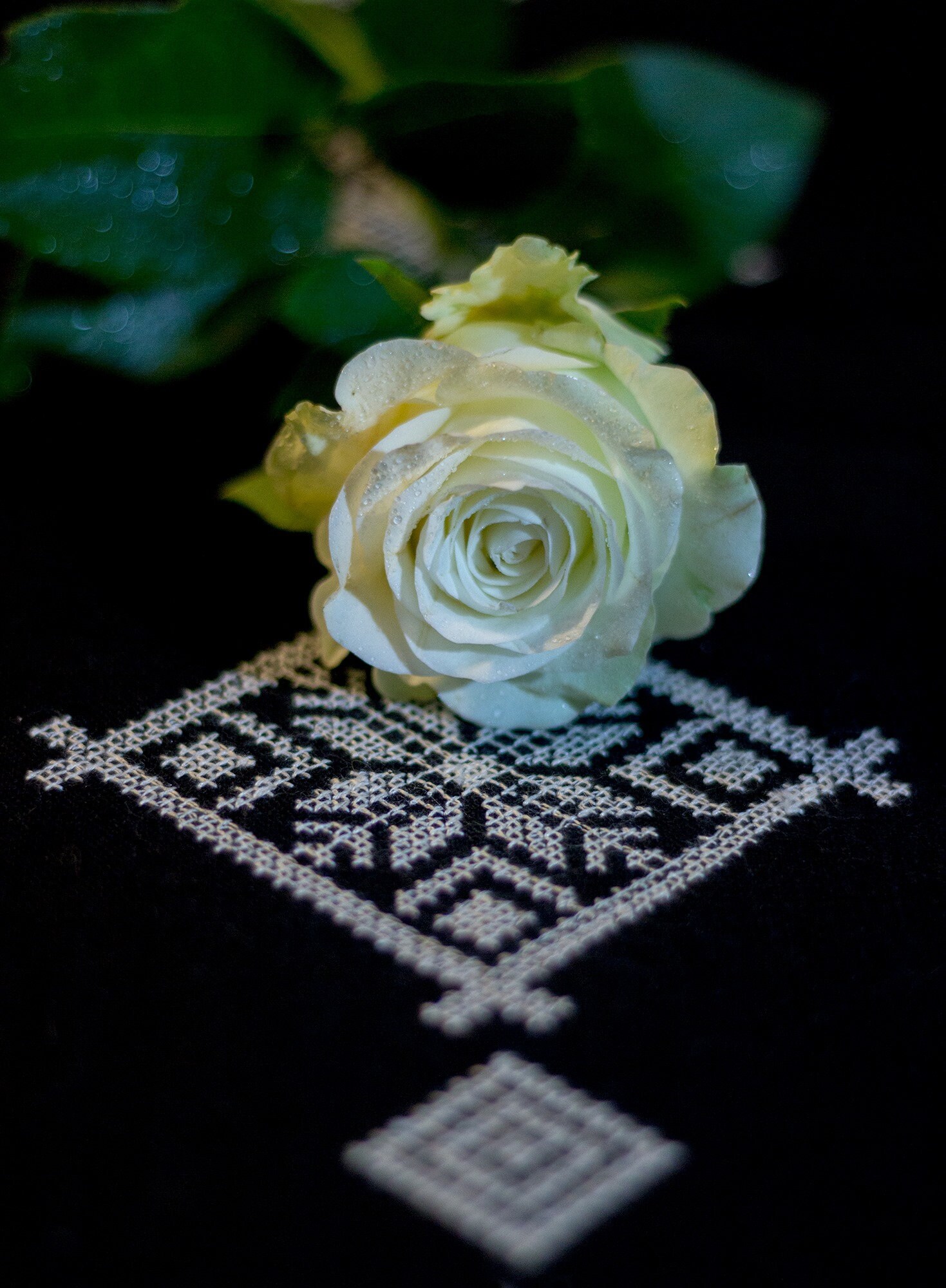 Black Linen Table Runner Rustic Linen Tablecloth Embroidered Table ...