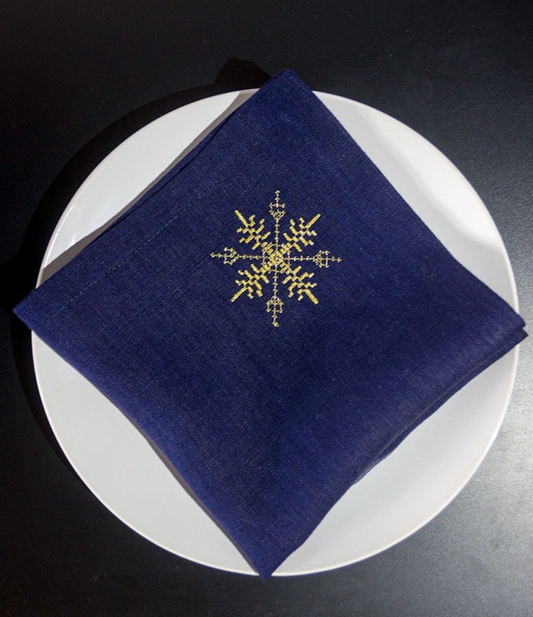 Blue Christmas Napkins, Christmas Napkins, Snowflake Ornament, Winter ...