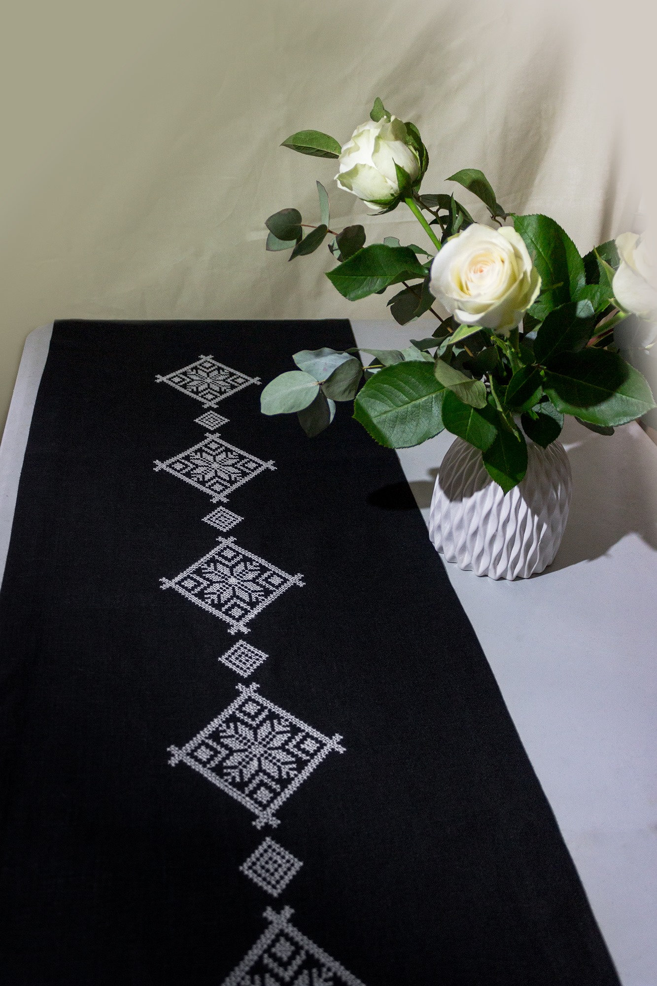 Black Linen Table Runner Rustic Linen Tablecloth Embroidered Table ...