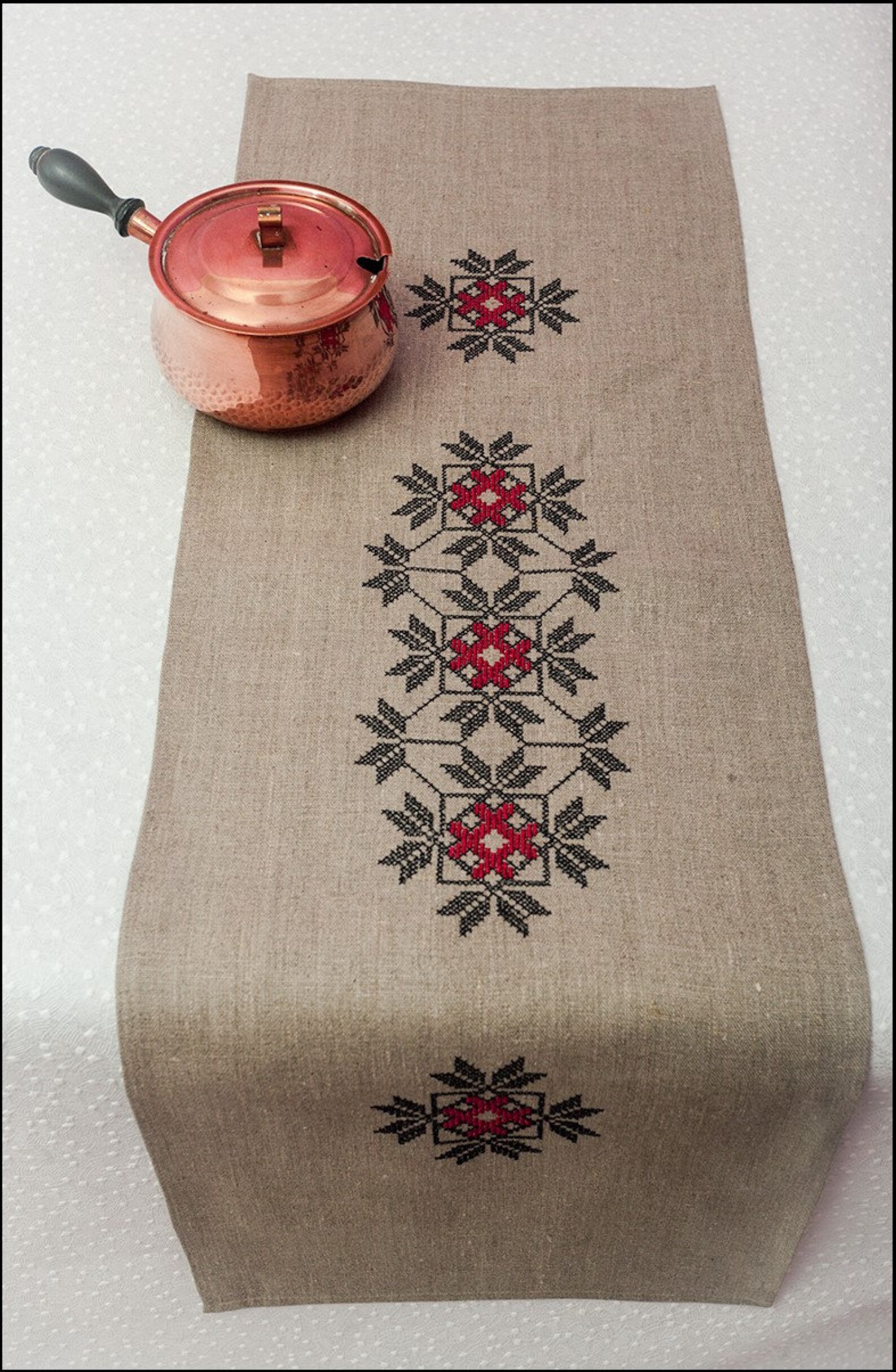 Linen Table Runner, Embroidery Table Cloth - Etsy