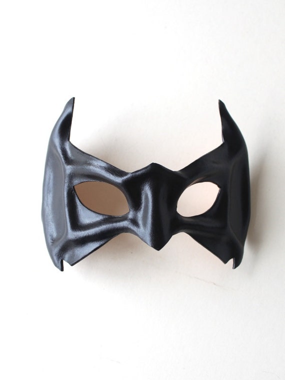 Batwing Mask