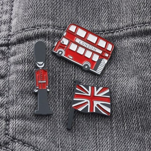 SET OF 3 London Bus, Queen's Guard & Union Jack Enamel Pin Badges ...