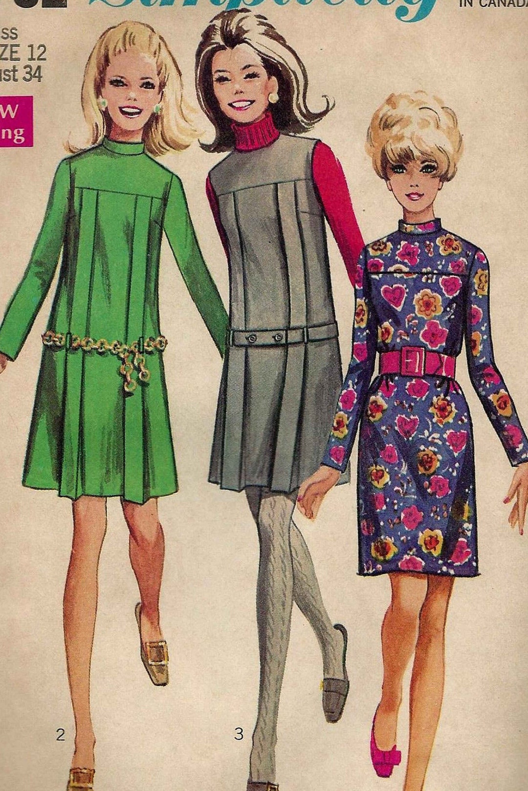 Simplicity 7752 Dress Jumper Pinafore Front Pleats to Yoke Plain Back ...