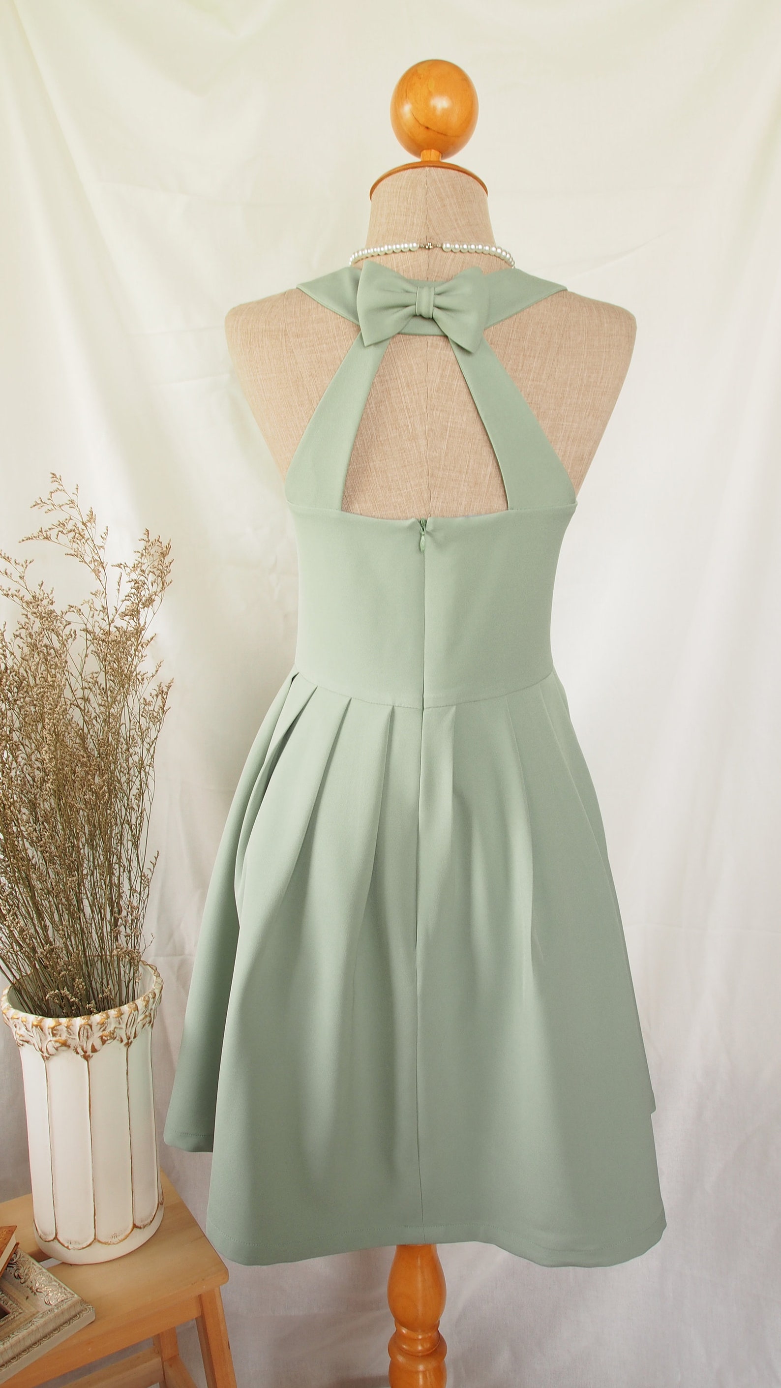 𝐋𝐎𝐕𝐄 𝐏𝐎𝐓𝐈𝐎𝐍 Sage Green Dress Bridesmaids Dress Taylor Made Backless ...