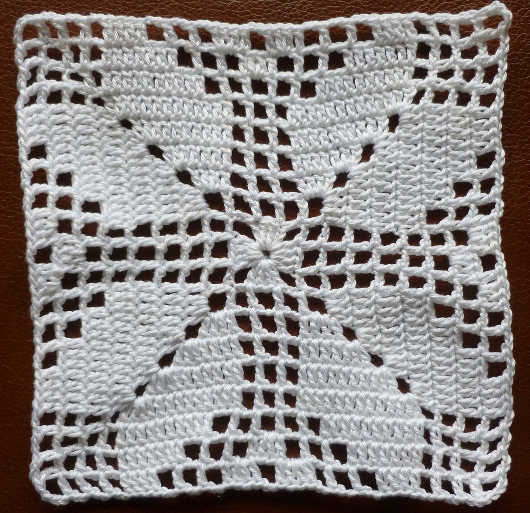 Crochet Granny Square Filet Lacy Floral Pattern Instant Download Square ...