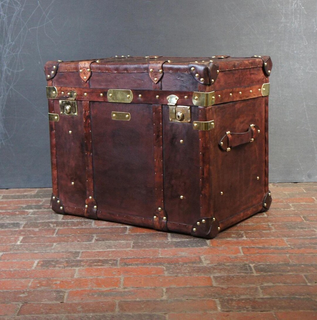 English Leather Hand Dyed Trunk End Table - Etsy