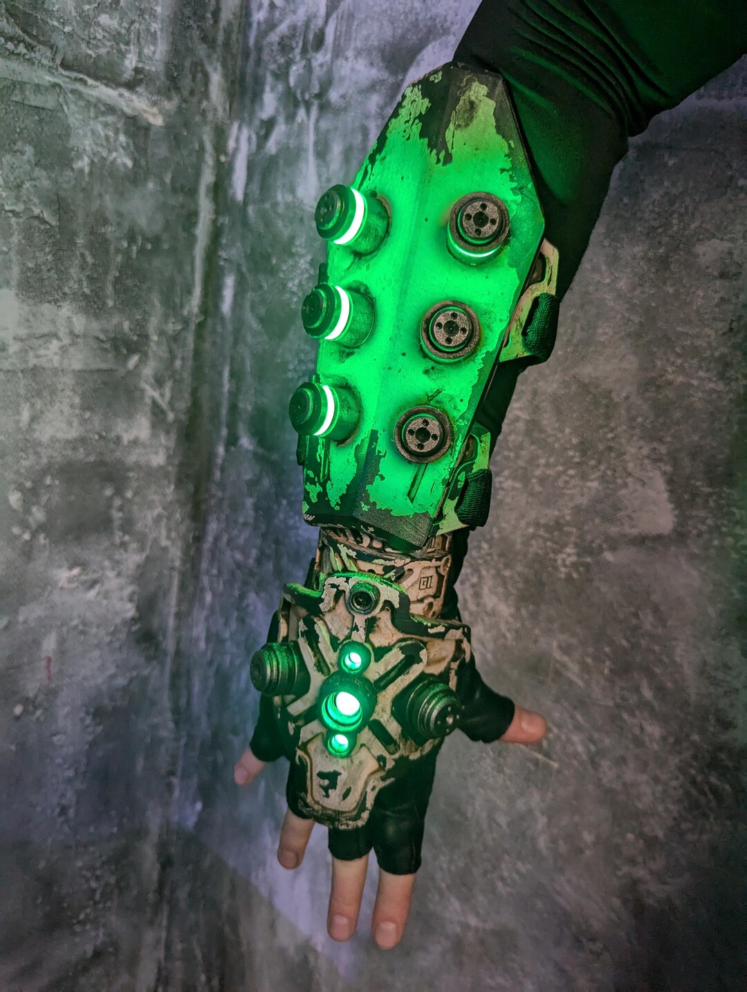 Power Node SINGLE Gauntlet - Cyberpunk Ultra Bright LED Original Design ...