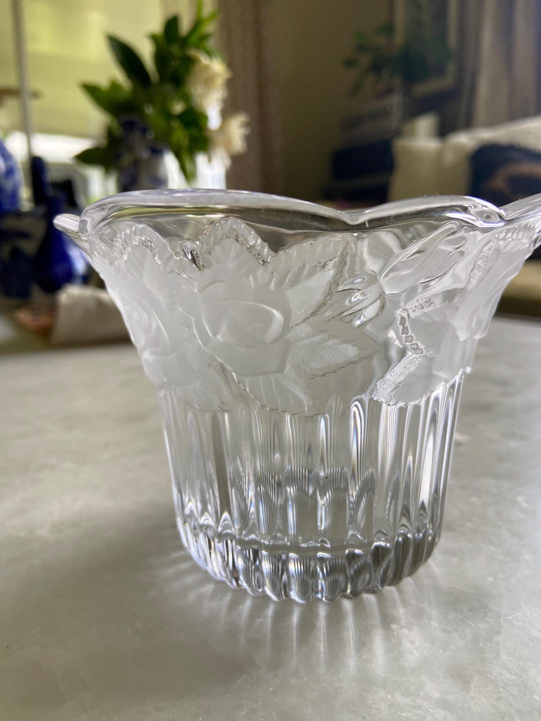 Vintage Studio Nova Glass Vase, Frosted Roses, 4 Inch Tall Potpourri ...