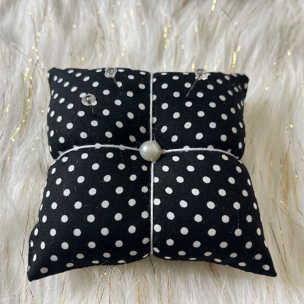 Square Pincushion - Etsy