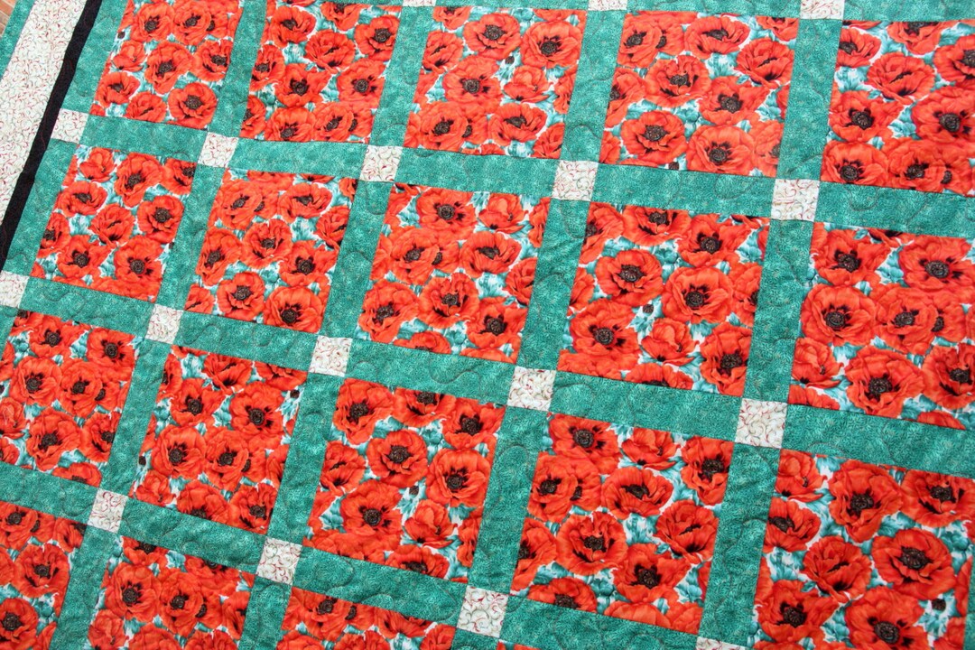 SALE Red Poppy Double Patchwork Quilt Handmade by Pingwynny - Etsy