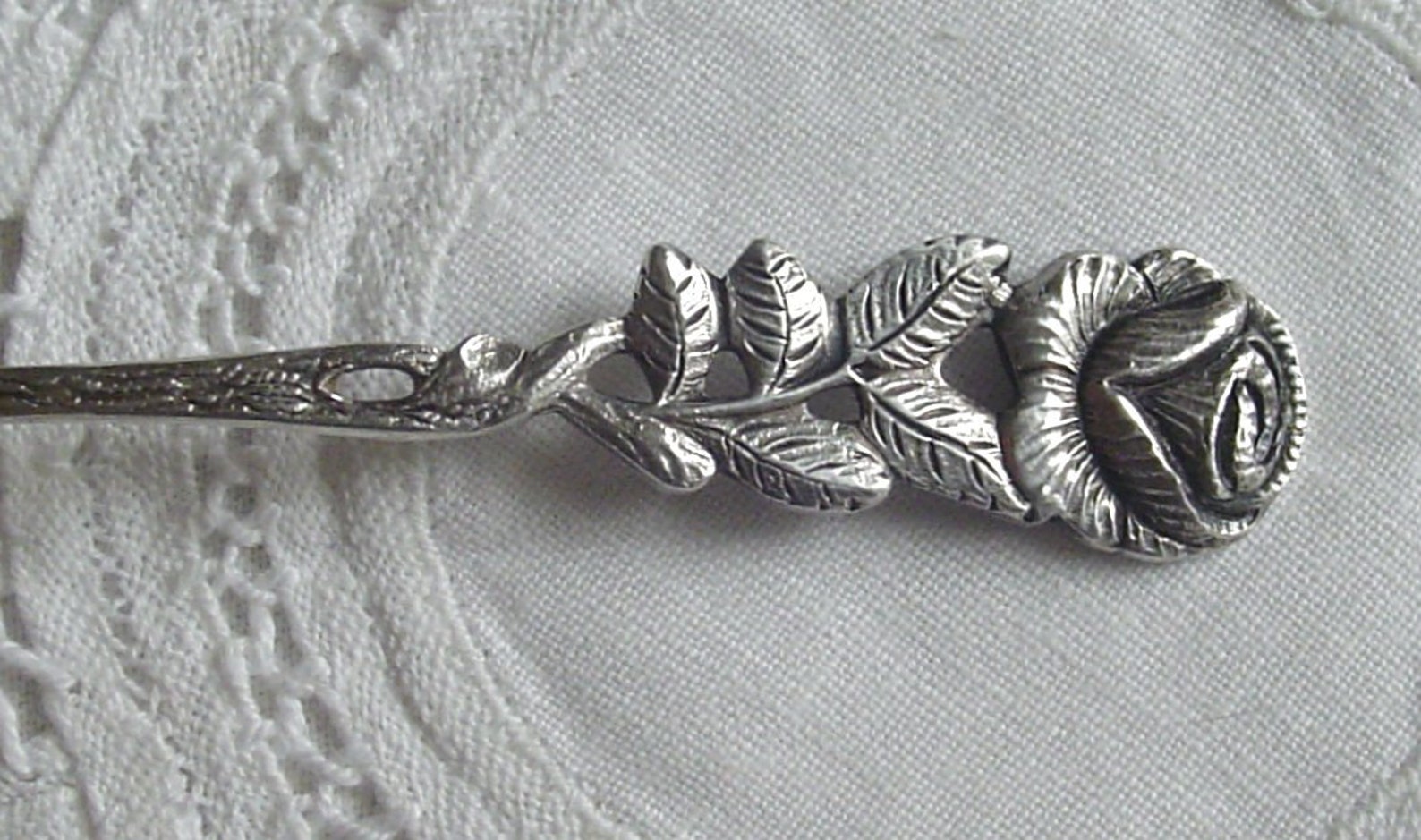 HILDESHEIMER ROSE Pattern Shell-shaped Sugar Spoon 100 Silver Plate ...
