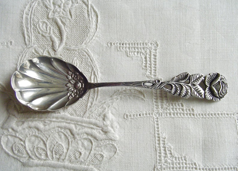 HILDESHEIMER ROSE Pattern Shell-shaped Sugar Spoon 800 Silver ANTIKO ...