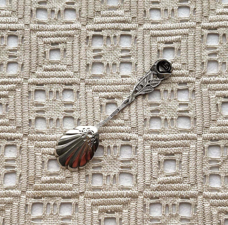 HILDESHEIMER ROSE Pattern Shell-shaped Sugar Spoon 800 Silver ANTIKO ...