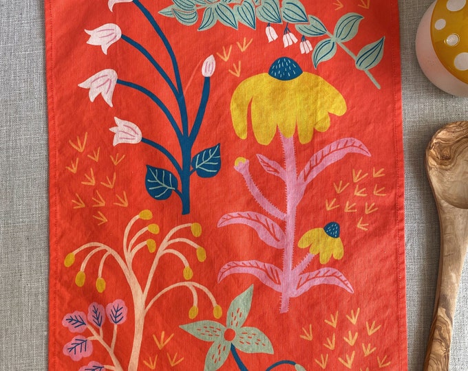 Floating Luncheon, Three Young Women Eat Spaghetti on Inflatable ...