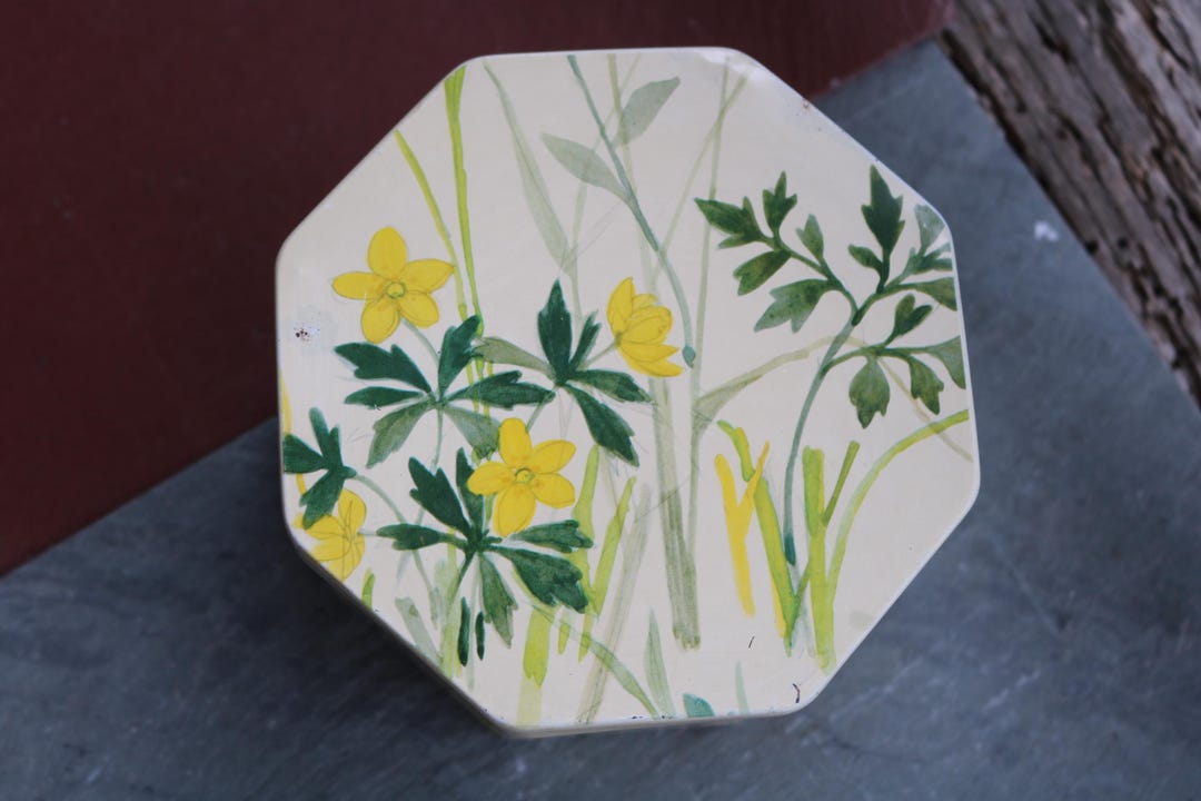 70s Danish TIN Octagonal Cottagecore Yellow Anemone by IRA Denmark - Etsy