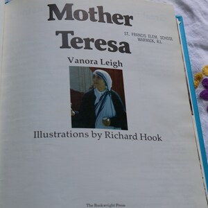 TWO Mother Teresa BOOKS Young Reader 8yrs up Religious Biographies ...