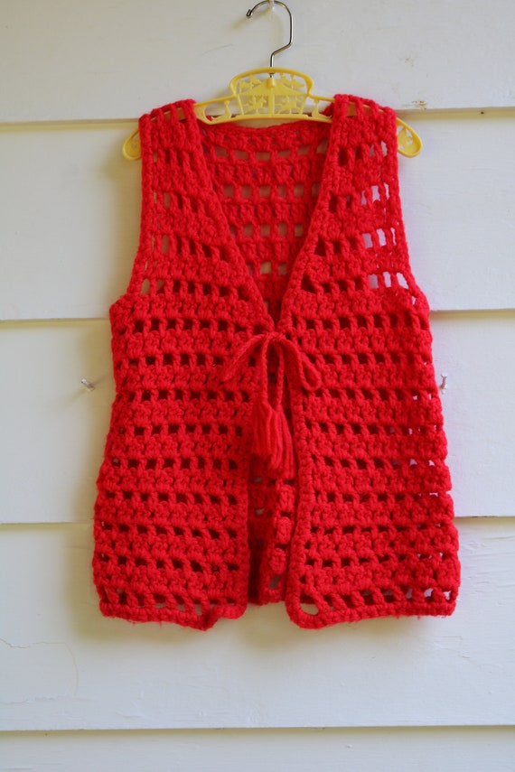 60s Bright Red Crochet Sweater Vest Vintage Woven Sle… - Gem