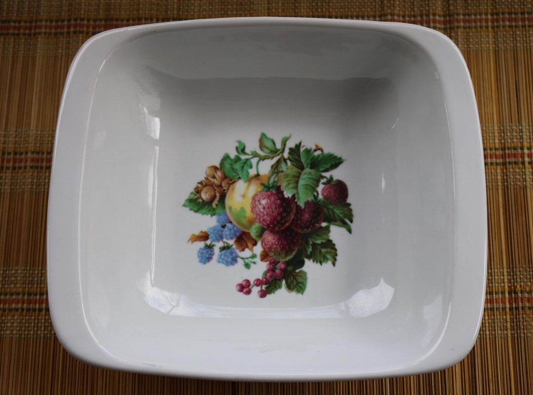 80s NAAMAN ISRAEL Porcelain Berry BOWL Fruit White With Berry Graphic ...