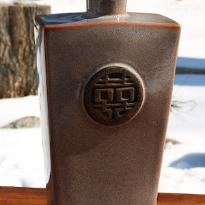 80s Ceramic Pointillism Asian Centerpiece BOTTLE VASE Beige Black and ...