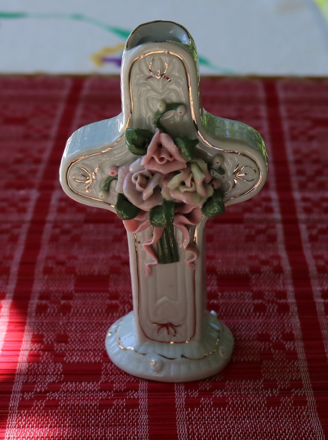 70s Ceramic White CROSS VASE With Glass Fused Bouquet of Pink and White ...