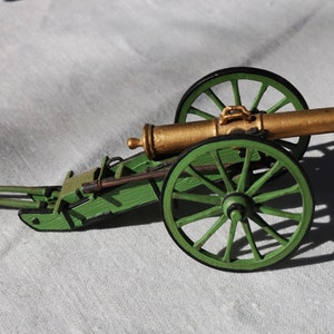 Britain's Napoleonic Wars Waterloo French Imperial Guard With Cannon ...