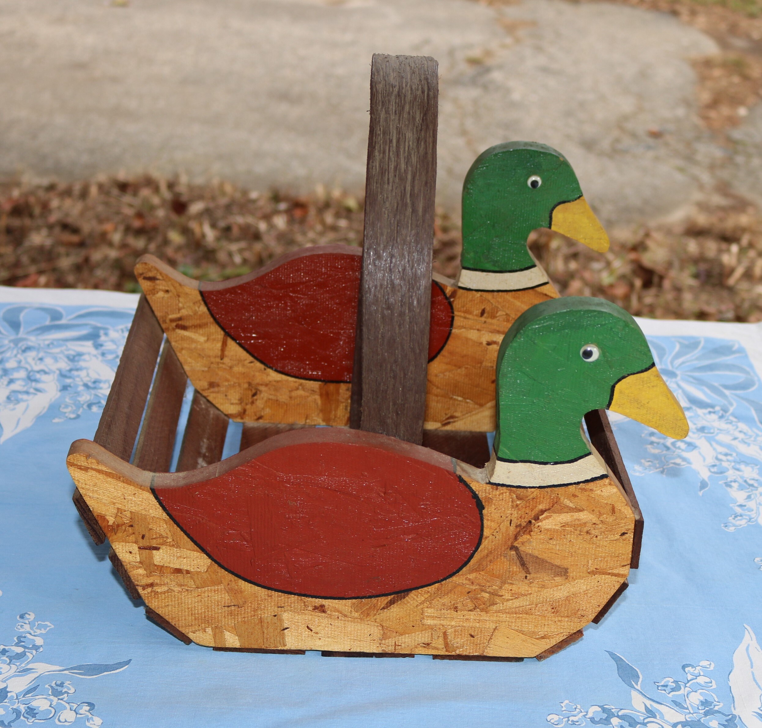 70s Arts & Craft KINDLING CARRIER Kitschy Mallard Ducks Hand Crafted ...