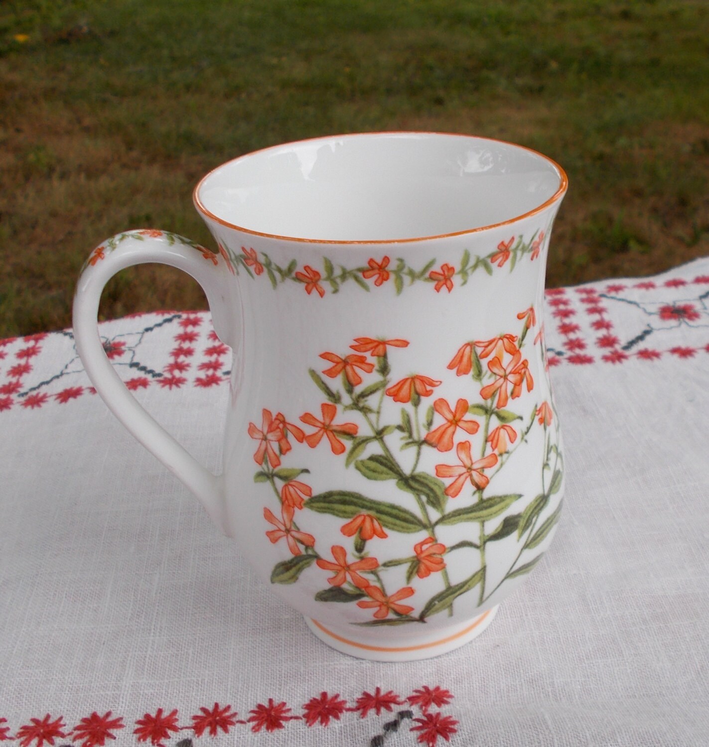 Two ENGLISH Bone China Coffee Cups Royal Garden Fruit Script | Etsy Two ENGLISH Bone China Coffee Cups Royal Garden Fruit Script | Etsy
