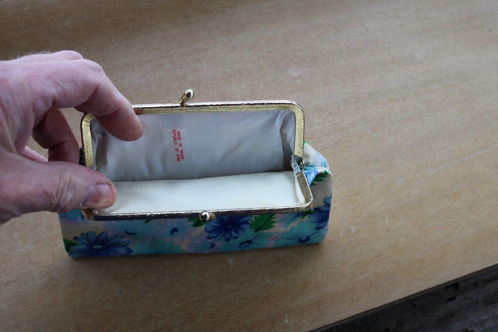 1950s 60s Change Purse Blue Green Floral Design Made of | Etsy