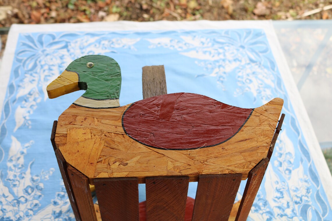 70s Arts & Craft KINDLING CARRIER Kitschy Mallard Ducks Hand Crafted ...