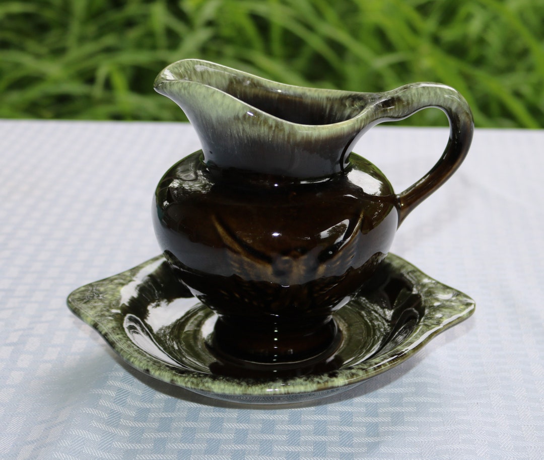 60s HULL POTTERY Eagle Pitcher and Drip Plate Glossy Dark Brown With ...
