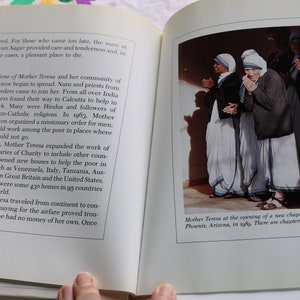 TWO Mother Teresa BOOKS Young Reader 8yrs up Religious Biographies ...