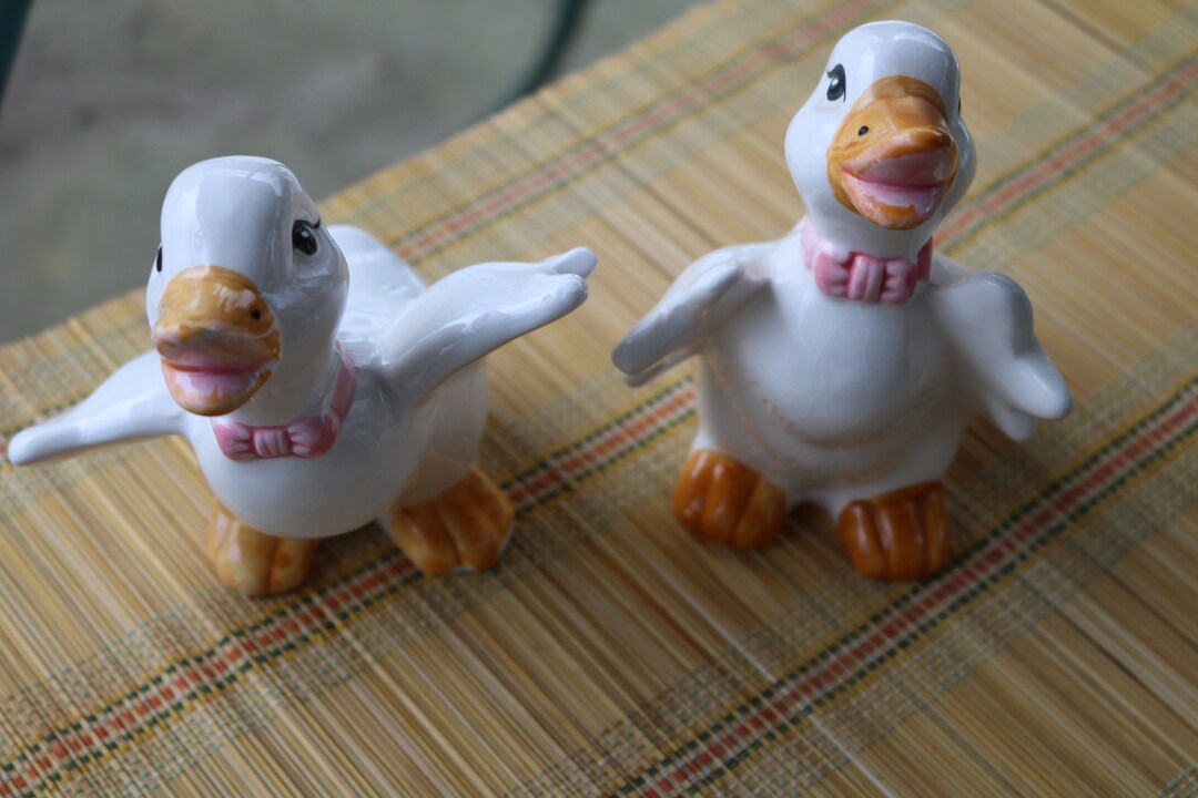 70s Set of 2 Ceramic DUCKS Wings Flapping Beaks Opens Hand Painted by ...