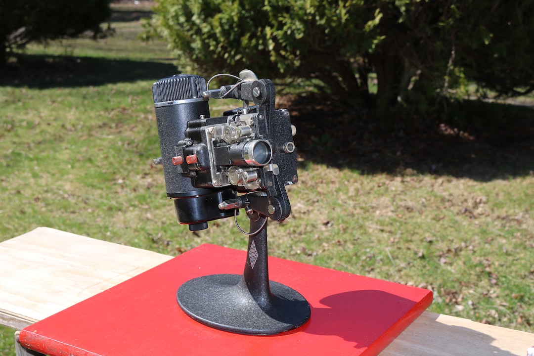 Bell and Howell Model 57 16 Mm Projector 1928 Filmo 61458 Cinemachinery ...