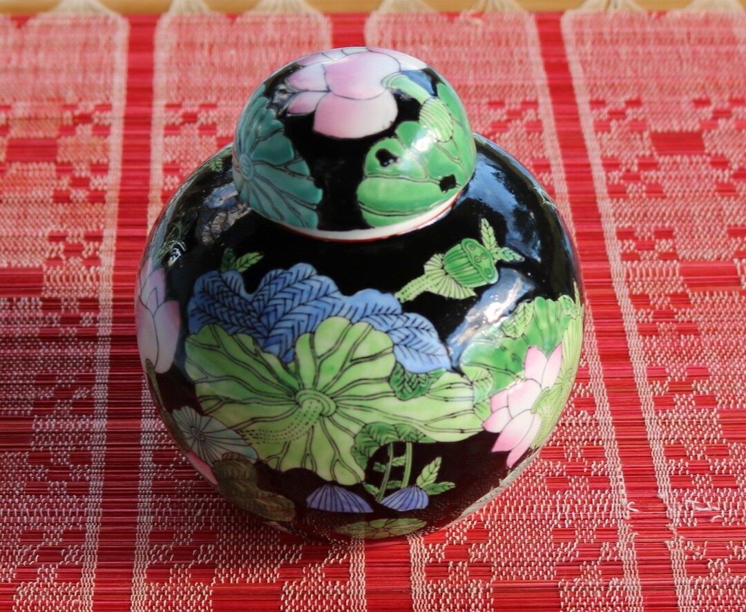 80s 90s Chinese Water Lillie GINGER JAR Lidded Pot With Raised - Etsy
