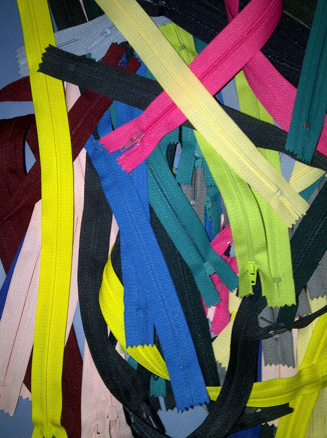 Zippers Galore Assortment of 100 Zippers From 4 to 23 FREE SHIPPING - Etsy