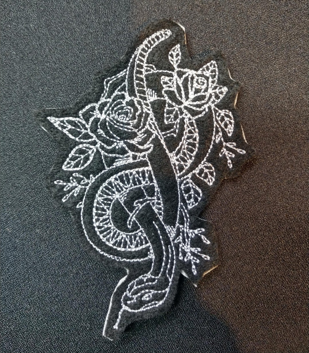 Delicate Snake Embroidered Patch - Etsy