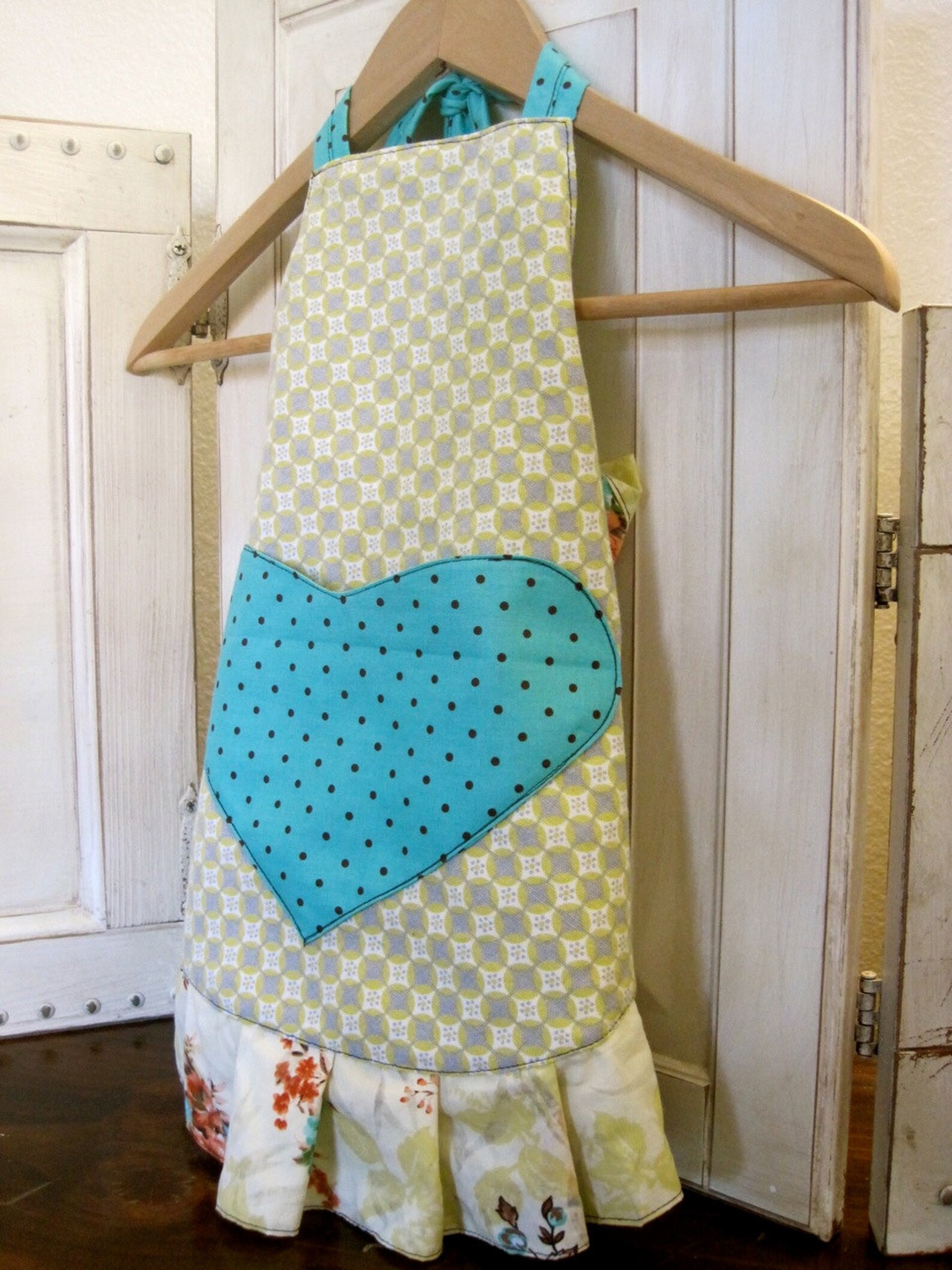 Little Girl Apron PDF INSTANT DOWNLOAD Sewing Pattern | Etsy